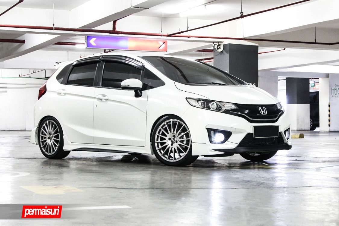 製品情報 - Superturismo GT - OZ Racing