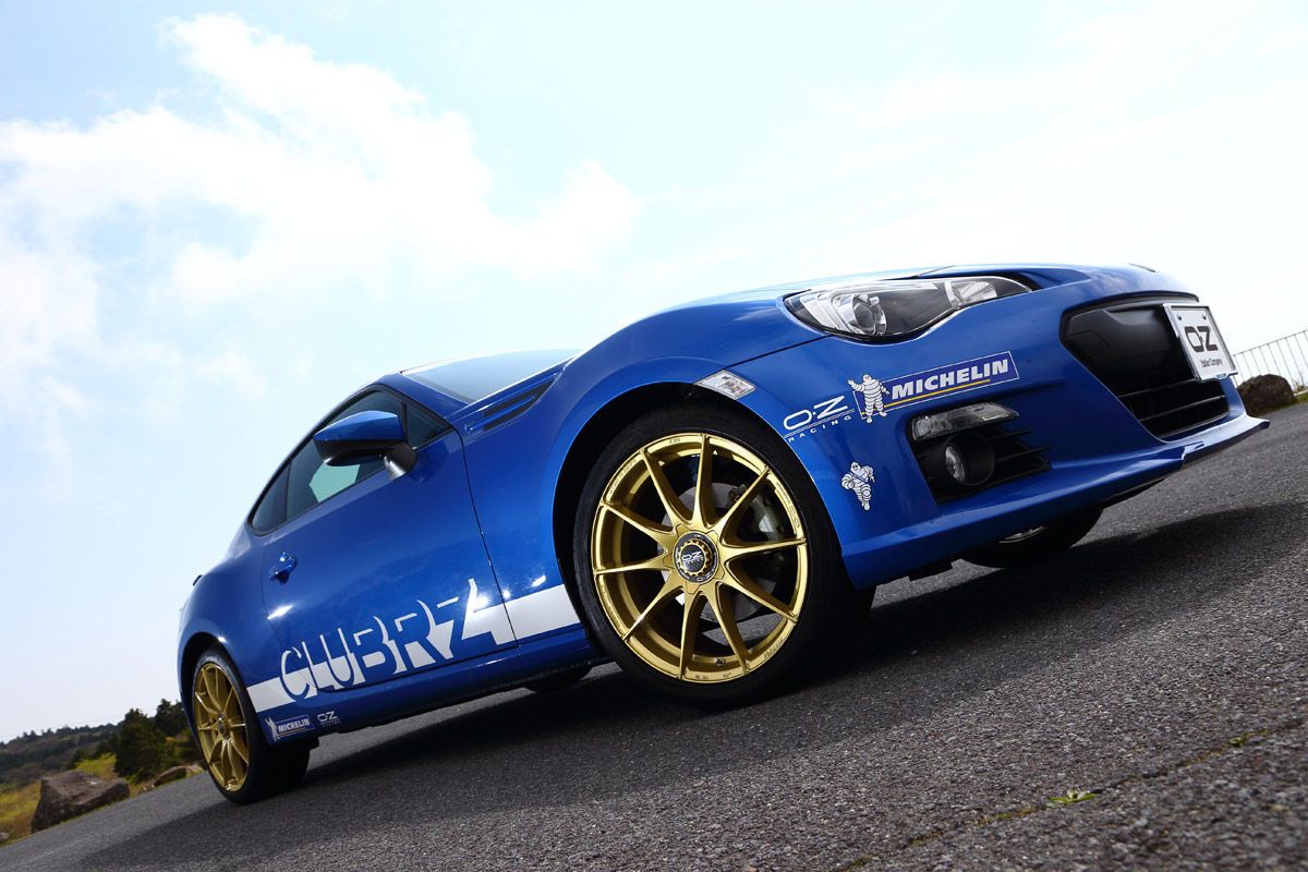 製品情報 - Formula HLT 5H - OZ Racing